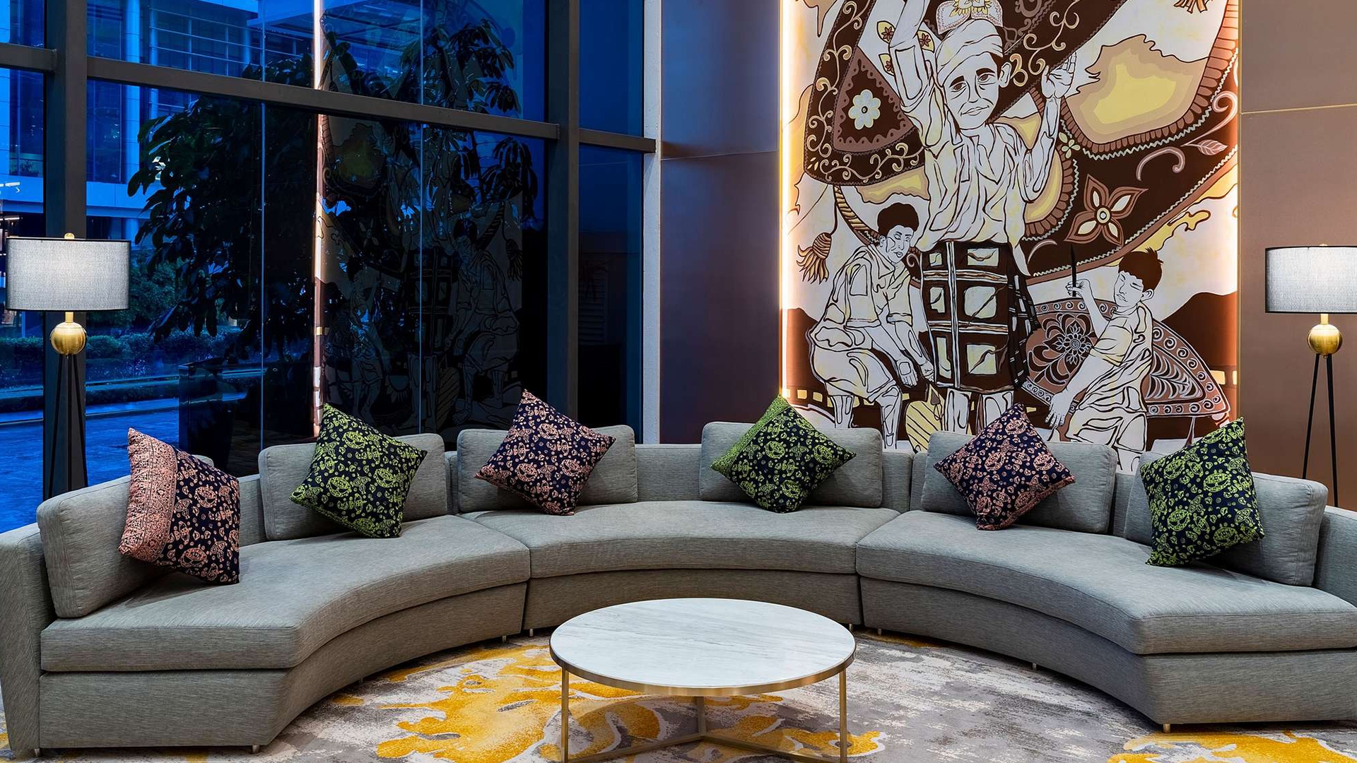 Cosmopolitan Kuala Lumpur Escape 5-Minutes from CBD with City Views ...