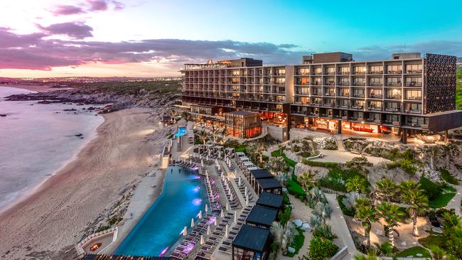 Oceanfront Los Cabos Luxury with Daily Breakfast, Nightly Cocktails ...