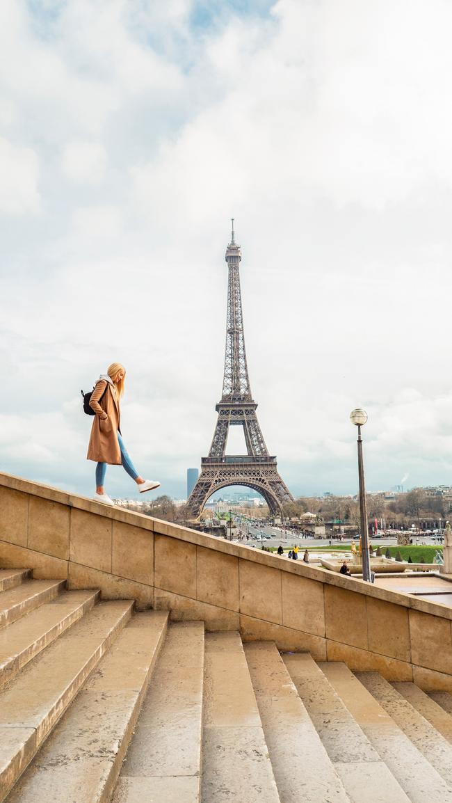 European Wanderer, Start Paris, End London (Winter 2024/2025) | Luxury