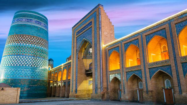 Western & Central Asia Caspian Odyssey All-Inclusive Ultra Lux Golden ...