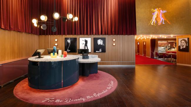 Art-Inspired Sydney Glamour: Potts Point Escape near Surry Hills with ...