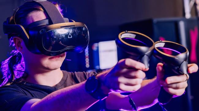 Surfers Paradise: 60-Minute Virtual Reality Arcade Gameplay at FREAK VR