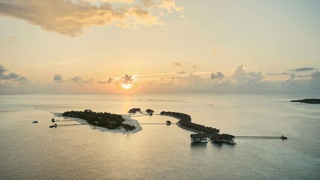 Ultra-Lux Five-Star Maldives Private Island Paradise , South Malé Atoll ...