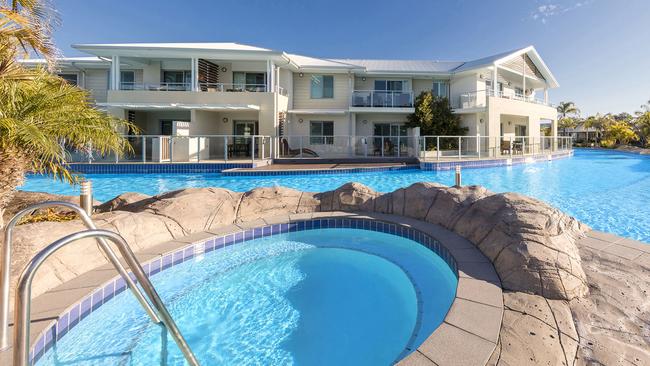 Idyllic Oaks Resort Studio Stay in the Heart of Port Stephens with ...