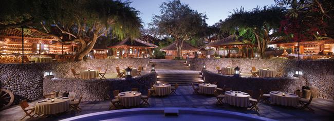 Bali: Dine Under the Stars with a Balinese Dinner Buffet & Live ...