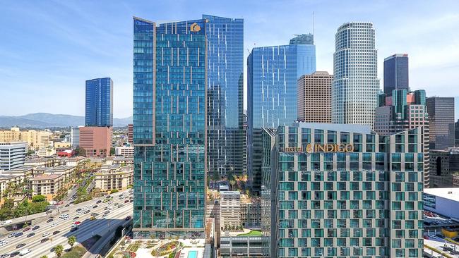 Downtown Los Angeles Glamour near LA Live with Trendy Restaurant ...