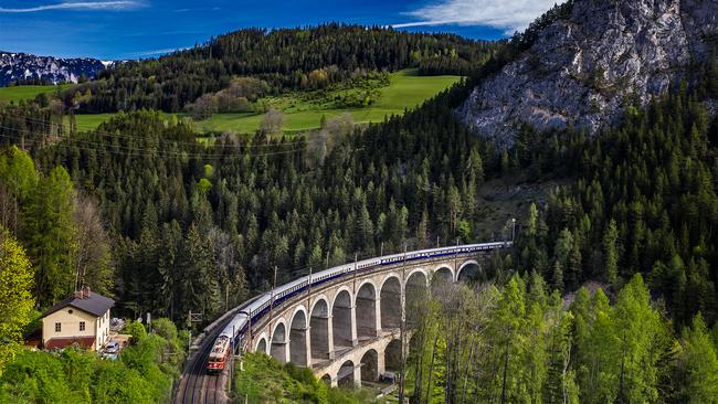 Grand Alpine Express All-Inclusive Ultra Lux Golden Eagle Rail Journey ...