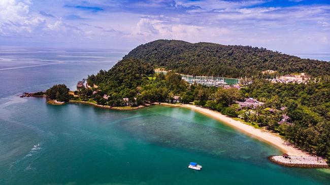 Rebak Island Resort & Marina, Langkawi, Pulau Rebak Besar - Luxury ...