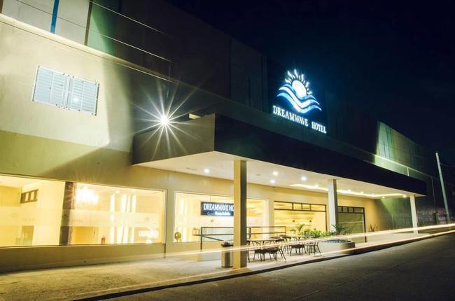 Dreamwave Hotel Roxas, Mallig - Luxury Escapes HK