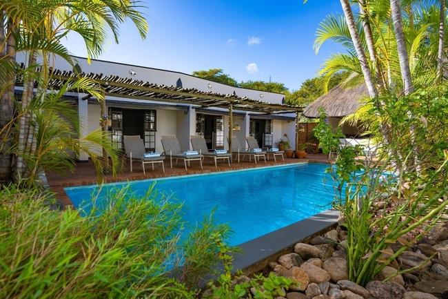 Best Luxury and 5 Star Hotels and Resorts in Victoria Falls ...