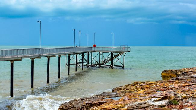 Small Group Guided Sunset City Tour with Nightcliff Foreshores & Mindil ...