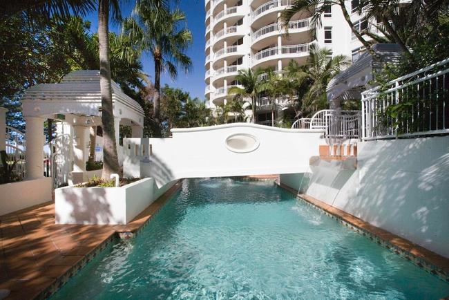 ULTIQA Burleigh Mediterranean Resort, Burleigh Heads - Luxury Escapes AU