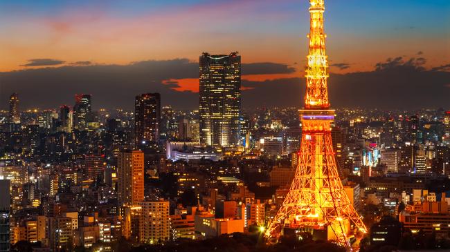 Timeless Tokyo Luxury: Akasaka Escape near Ginza with Daily Breakfast ...