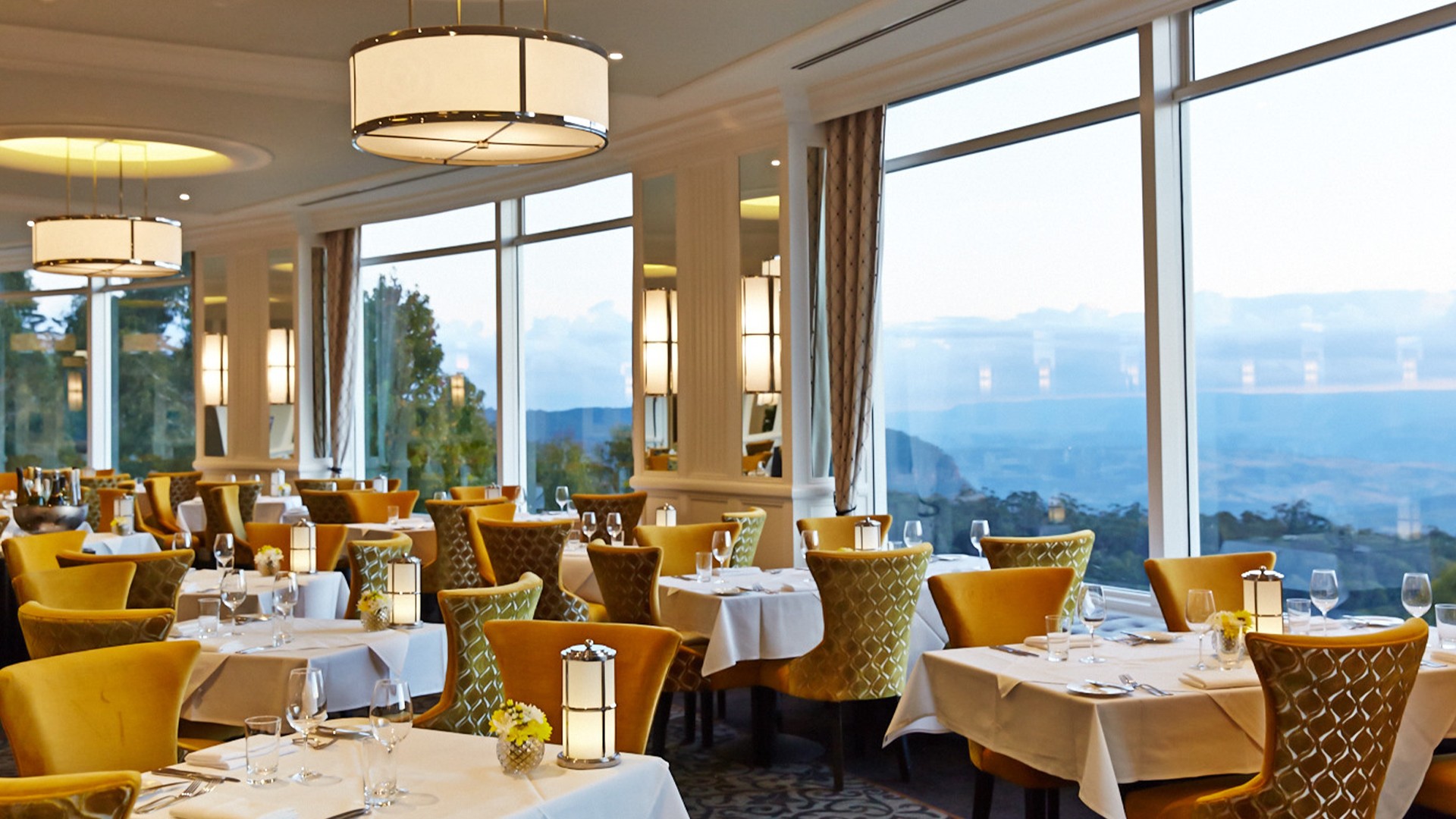 Iconic Blue Mountains Heritage Luxury with Daily Sparkling Wine ...