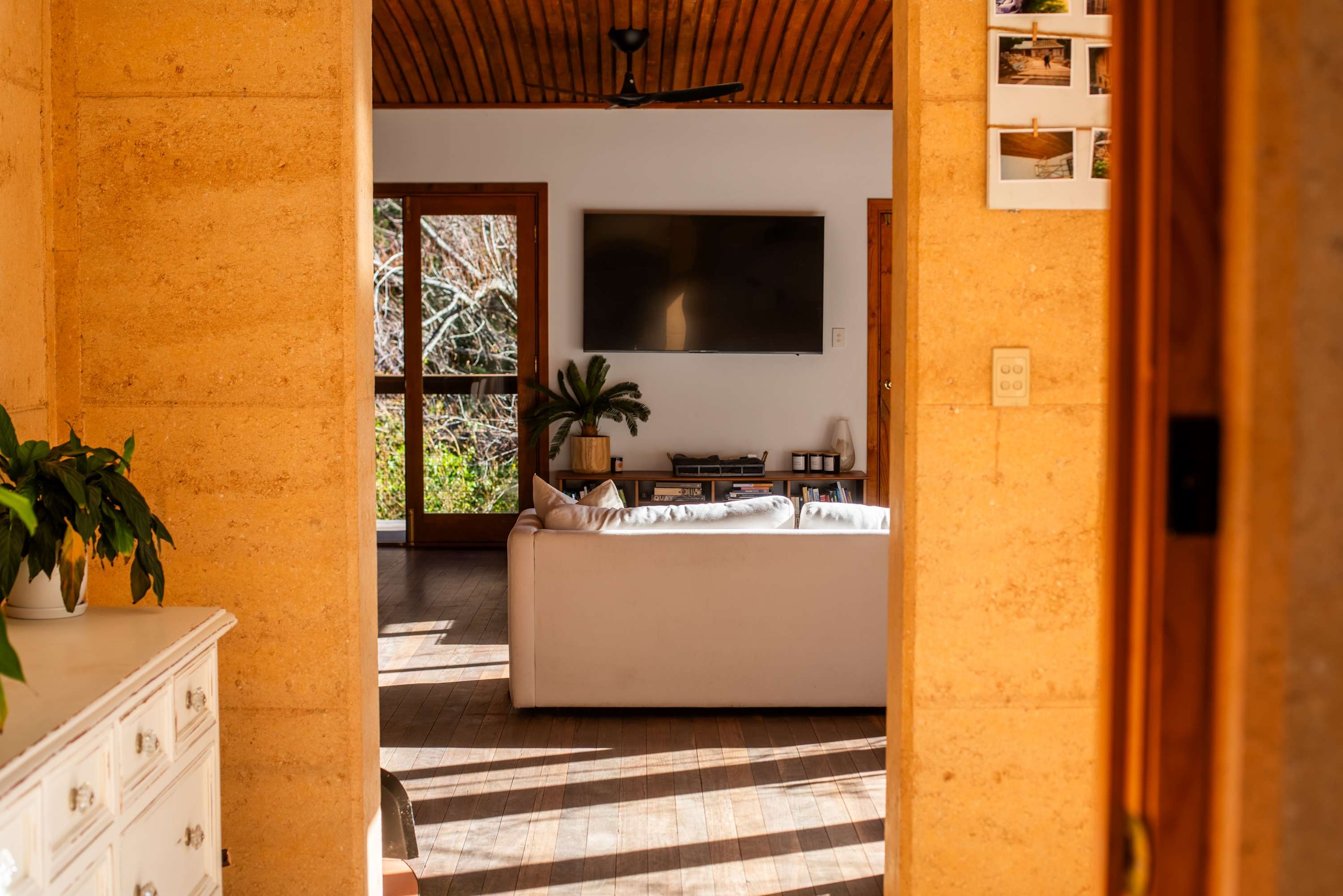 Secluded South Australia Three-Bedroom Cottage near Mount Lofty ...