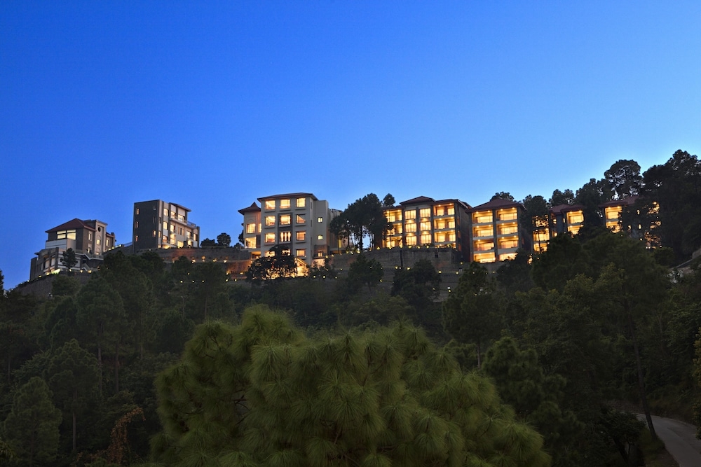 Fortune Select Forest Hill, Kasauli - Member ITC Hotels' Group, Solan ...