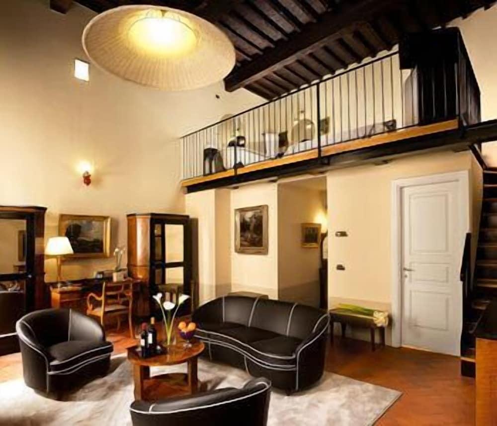 Graziella Patio Hotel, Arezzo - Luxury Escapes SG