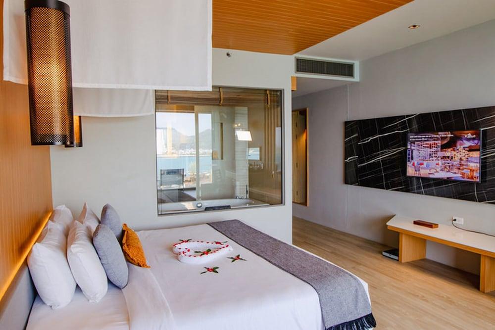 Kalima Resort & Spa, Phuket, Patong - Luxury Escapes AU