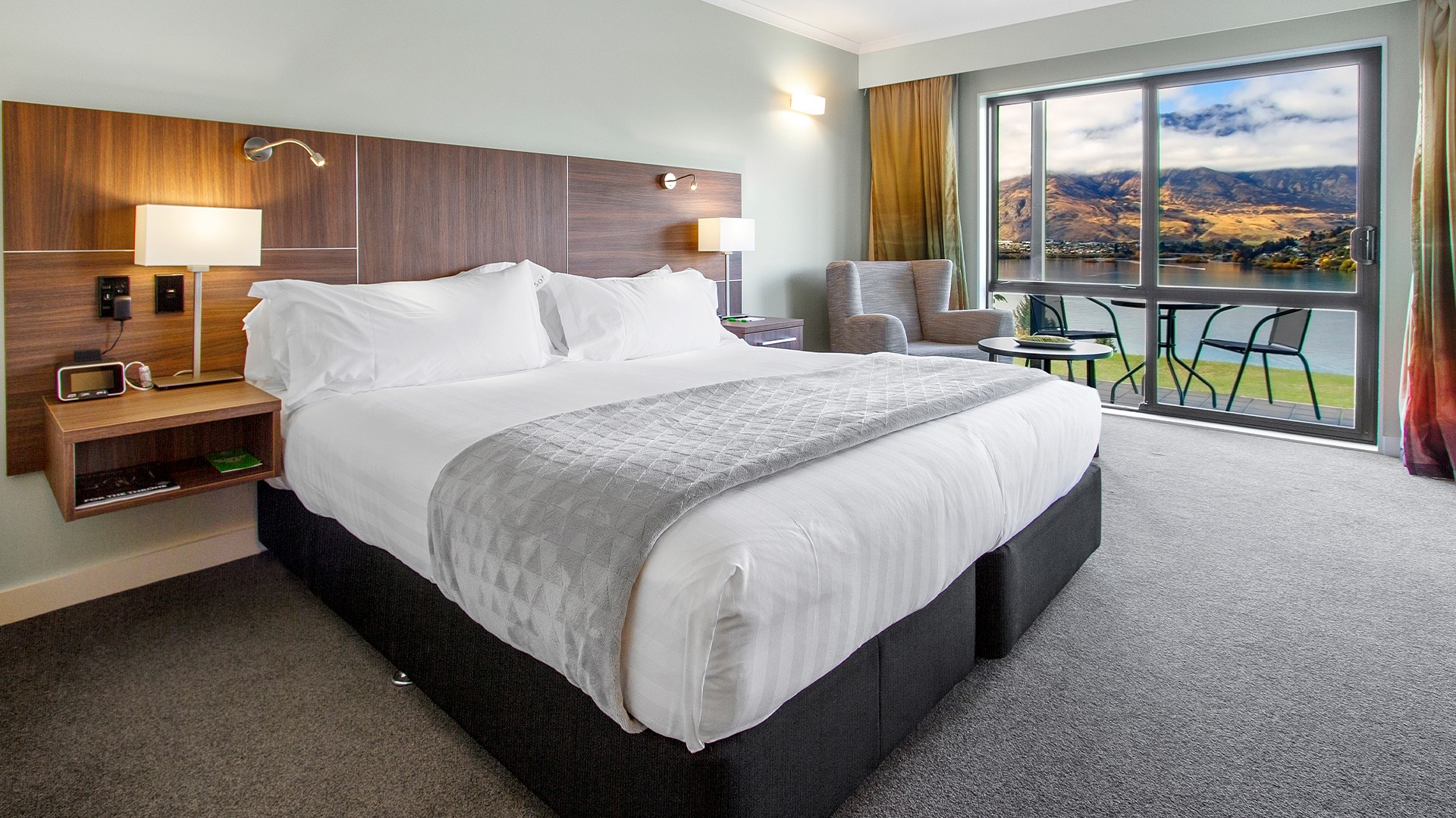 Holiday Inn Queenstown Frankton Road, an IHG Hotel (Queenstown) - Today ...