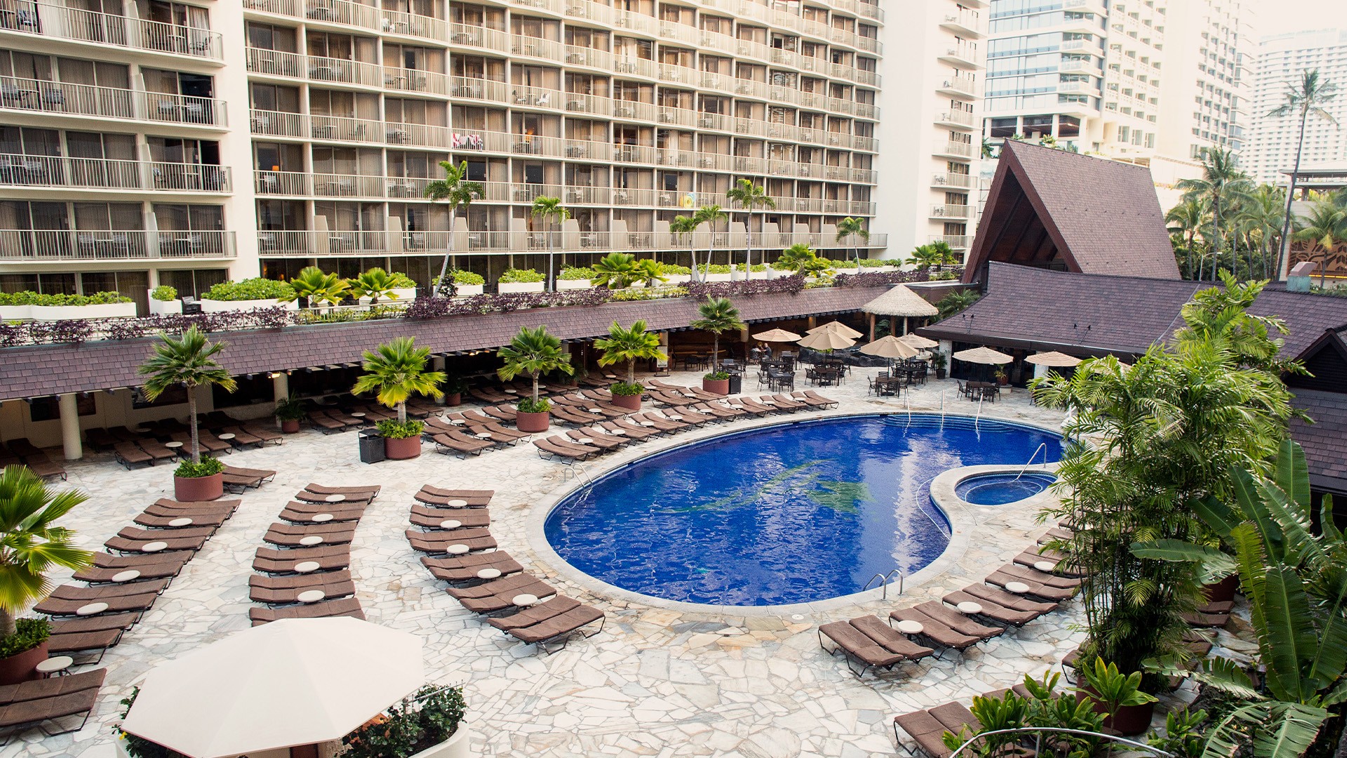 Outrigger Reef Waikiki Beach Resort (Hawaii) - Today's 2025/26 Deal ...