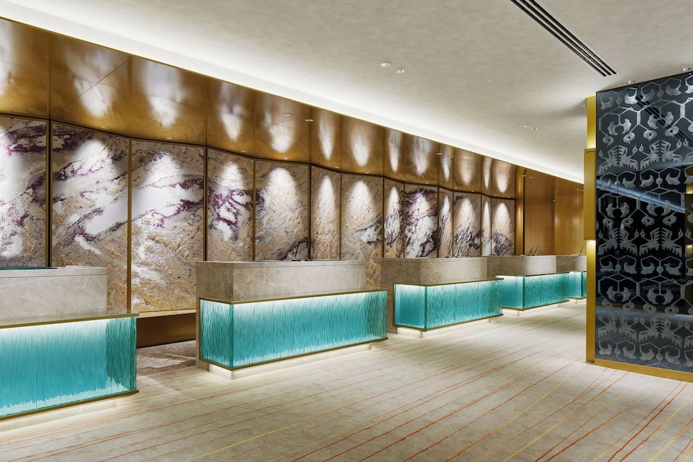 RIHGA Royal Hotel Osaka, Vignette Collection by IHG, Osaka - Luxury ...