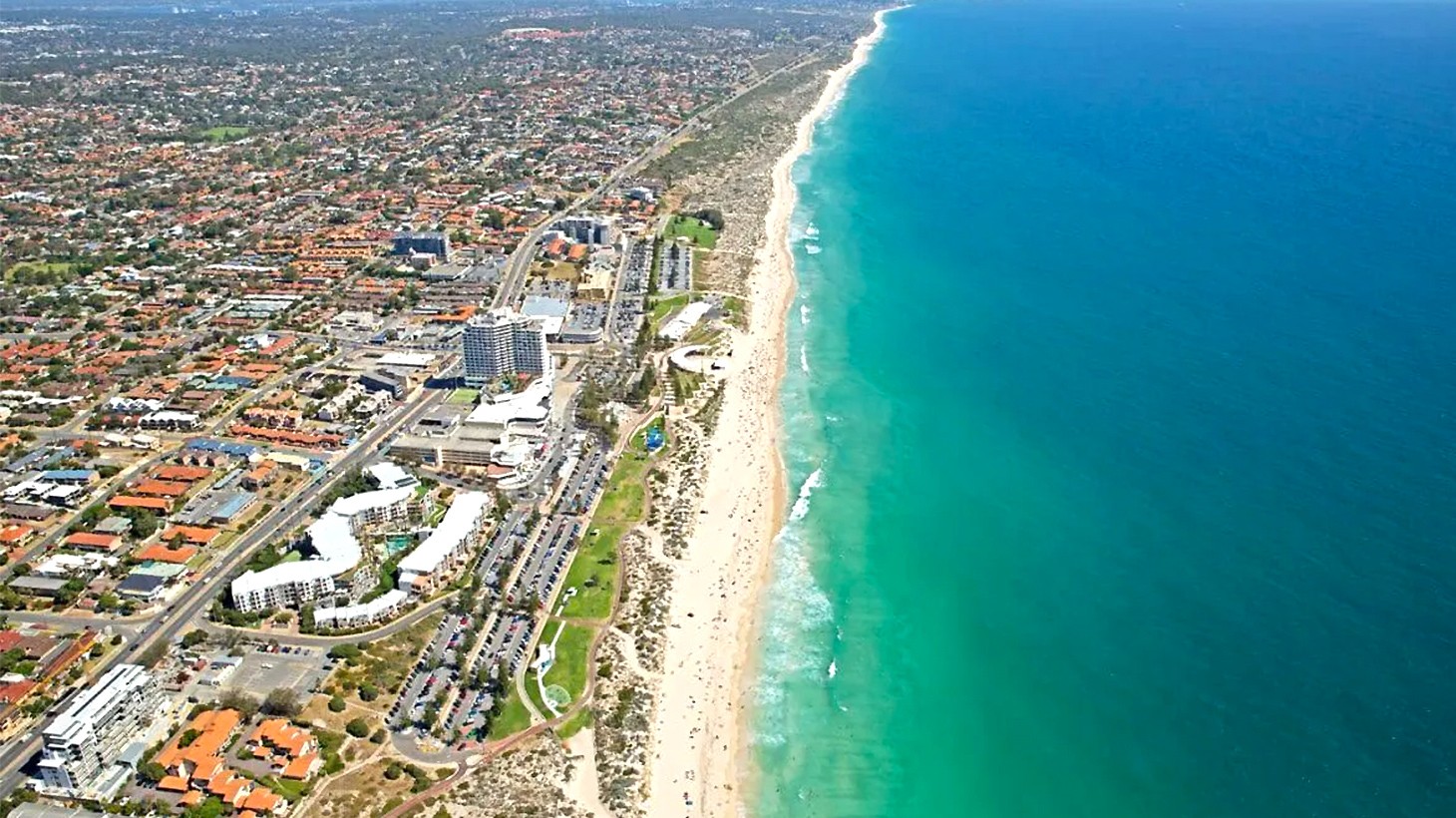 Perth: See Breathtaking Aerial Views on a 45-Minute Scenic Flight over ...