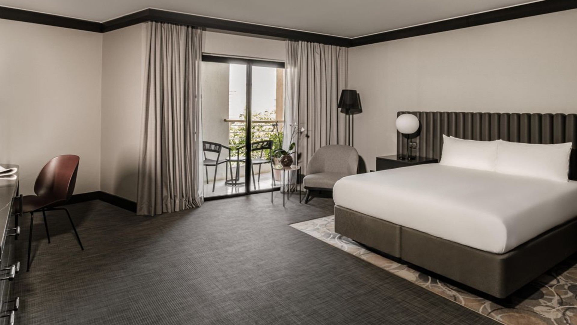 Five-Star Malta Seaside Escape with Rooftop Infinity Pool Overlooking ...