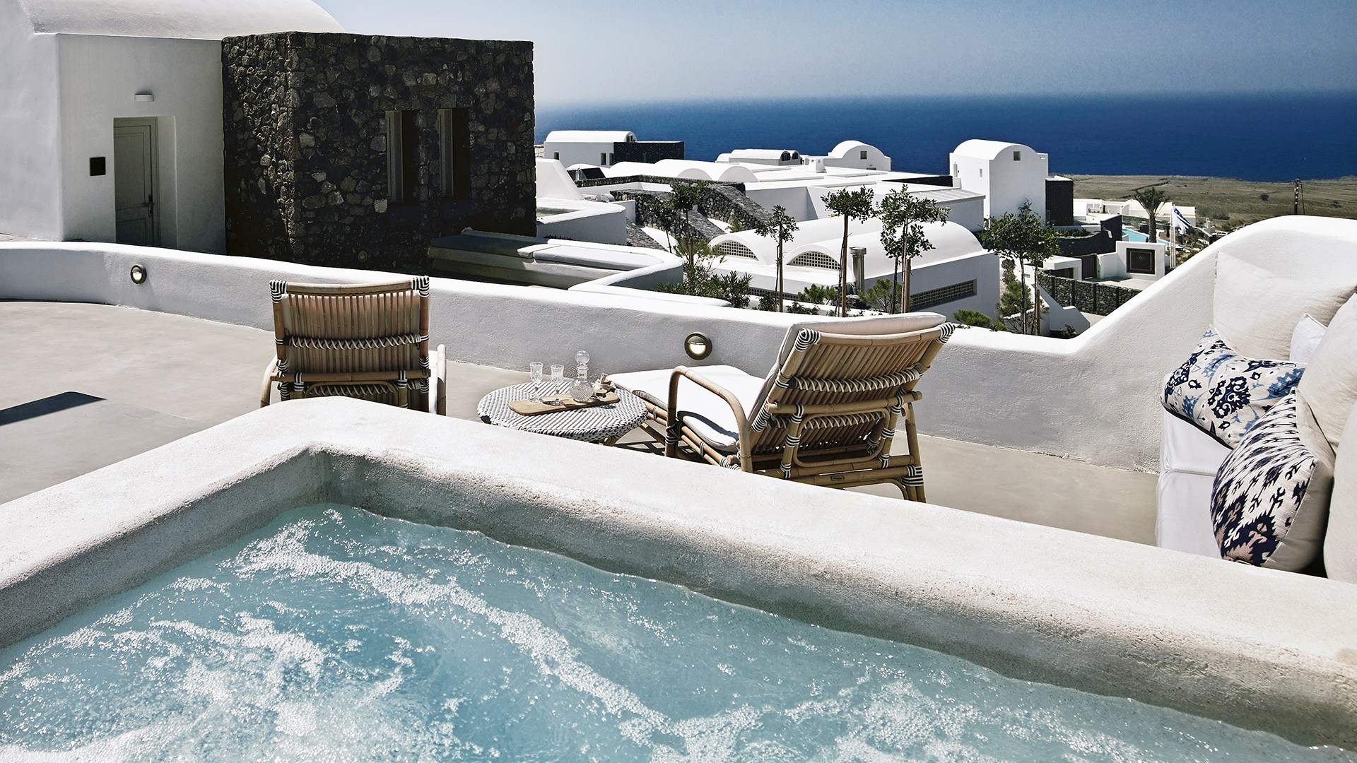 Five-Star Santorini Suites with Private Veranda & Jacuzzi, Santorini ...