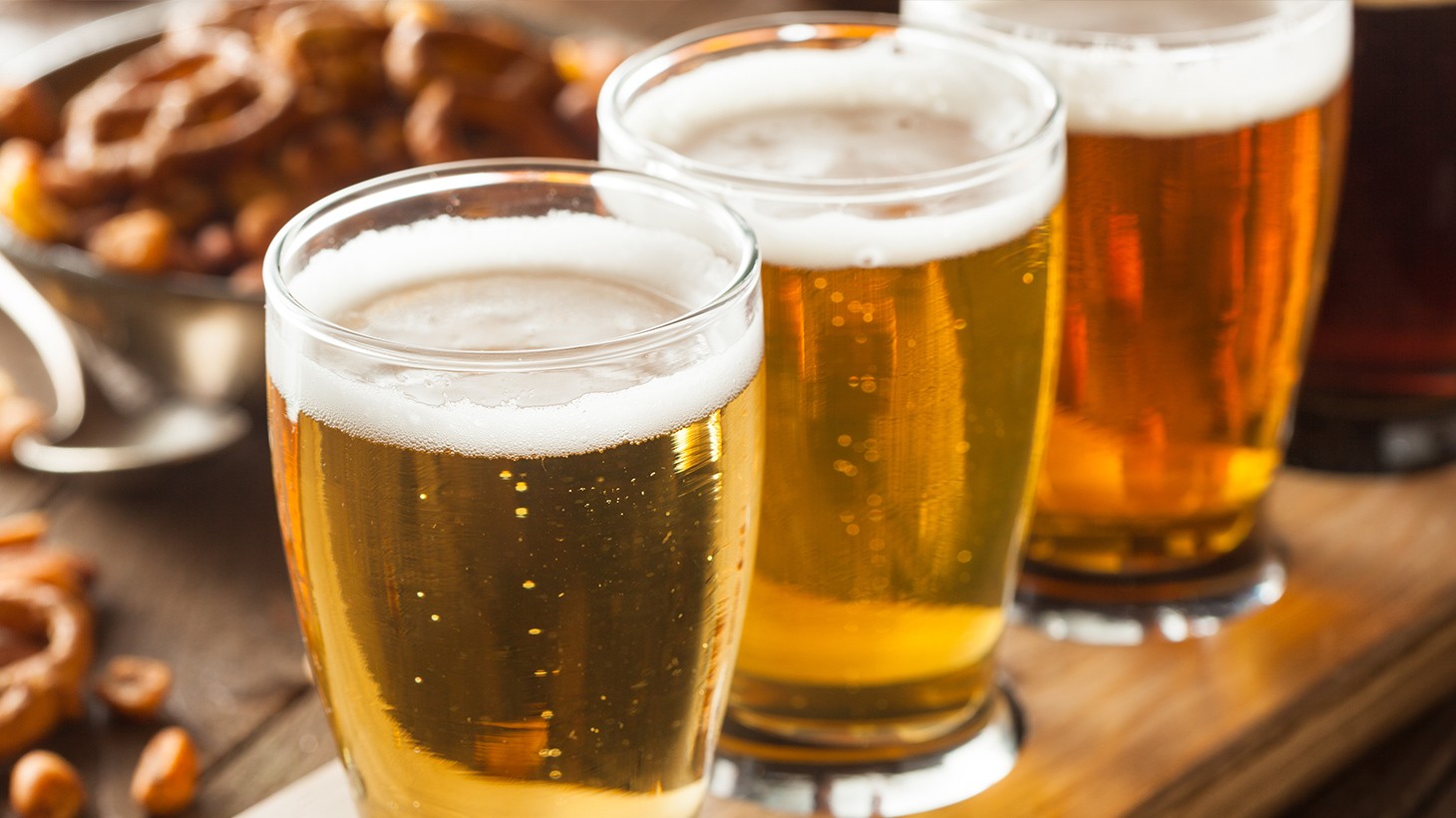 London: 3.5-Hour Beer Tour with Traditional British Ale & Nine Beer ...