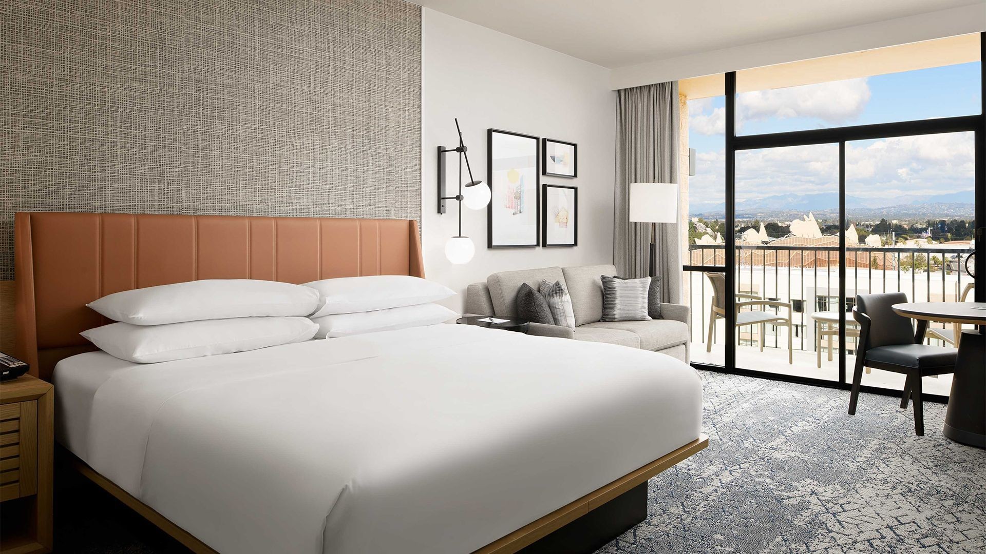 Sheraton Park Hotel at the Anaheim Resort (Anaheim) - Today's 2024/25 ...