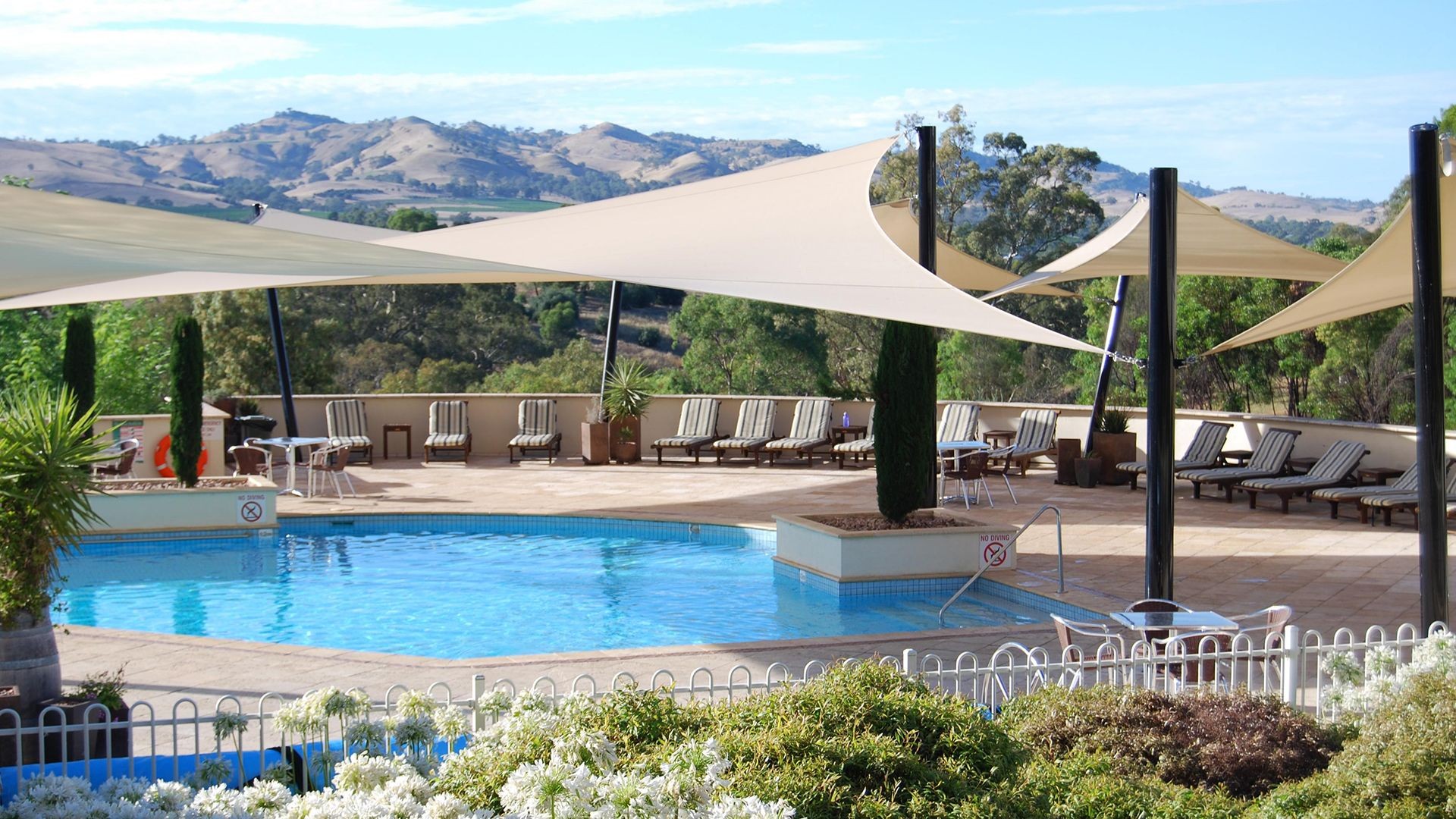 Barossa Valley Novotel Escape with Wine Tasting, Daily Breakfast ...