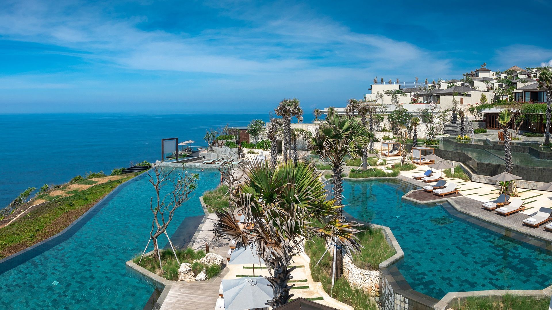Uluwatu Suite Escape with Spectacular Cliffside Pool, Uluwatu, Bali
