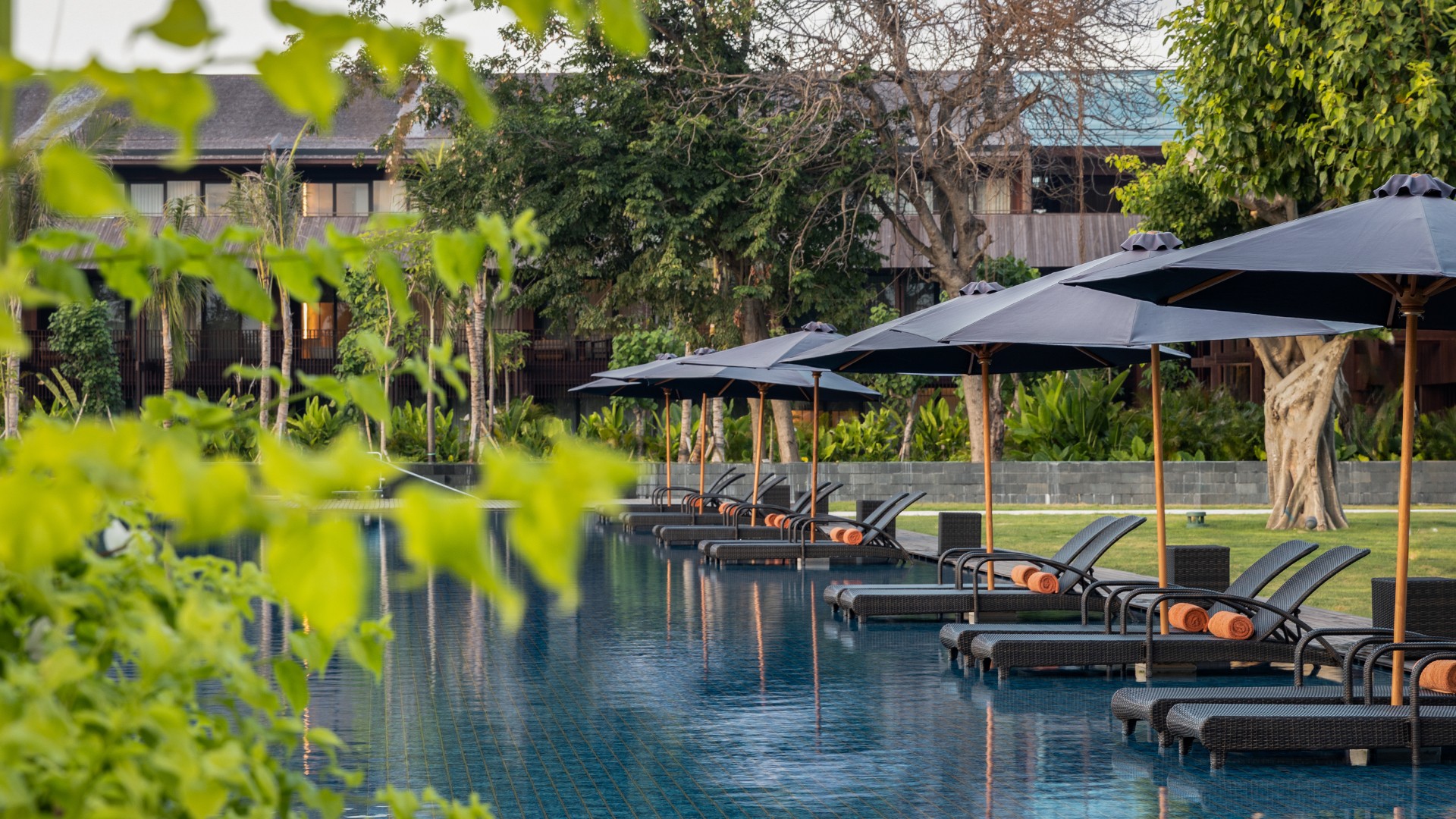 Grand Reopening: Bali Beachfront Oceanview Luxury with Daily Breakfast ...