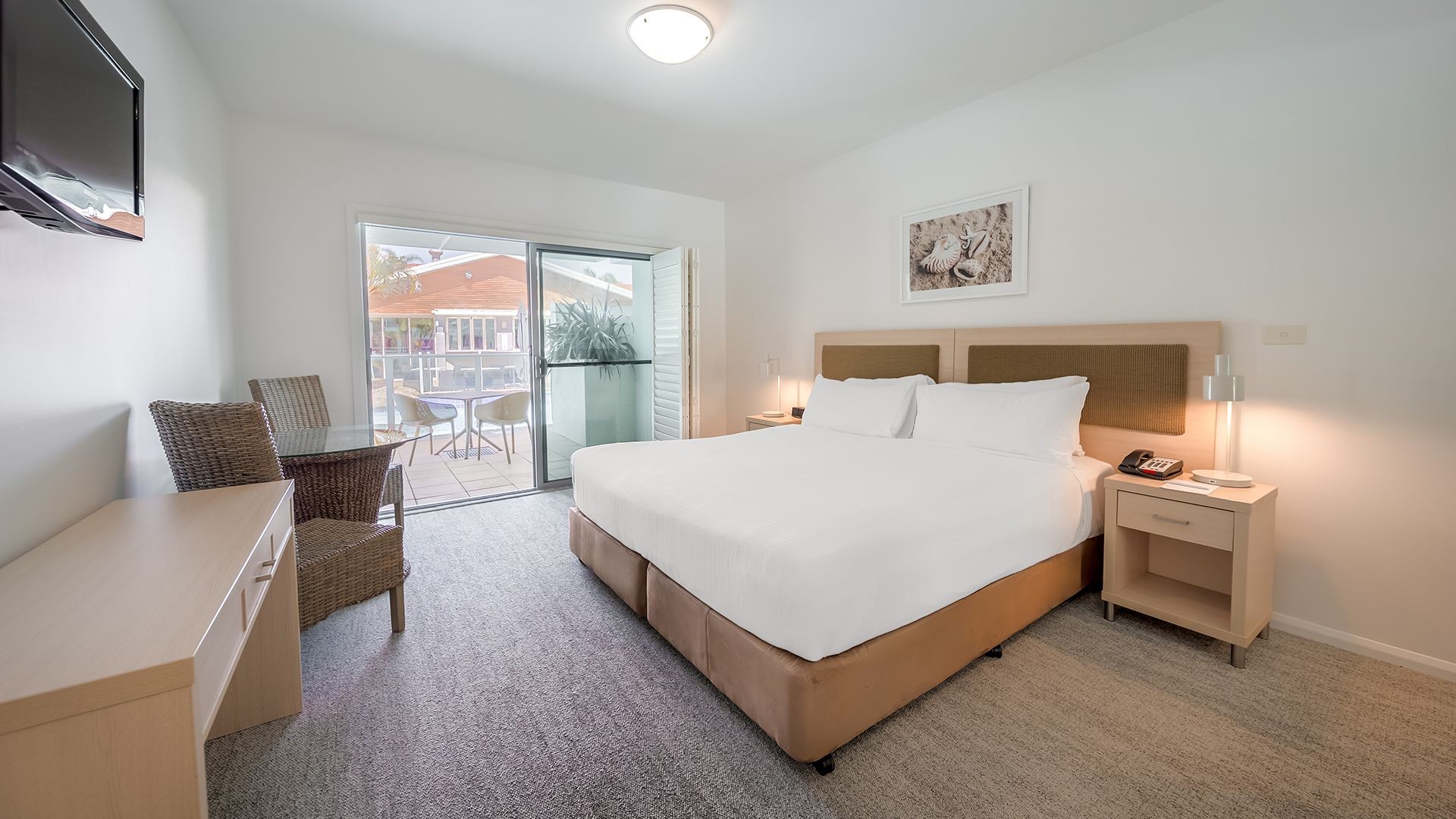 Idyllic Oaks Resort Studio Stay in the Heart of Port Stephens with ...