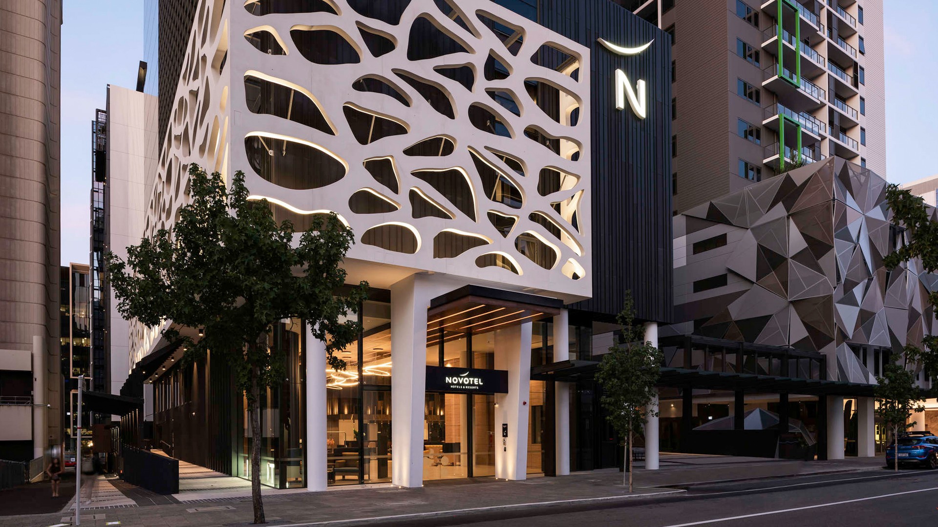 Contemporary Perth Stay with Outdoor Heated Pool, Onsite Dining & Award ...