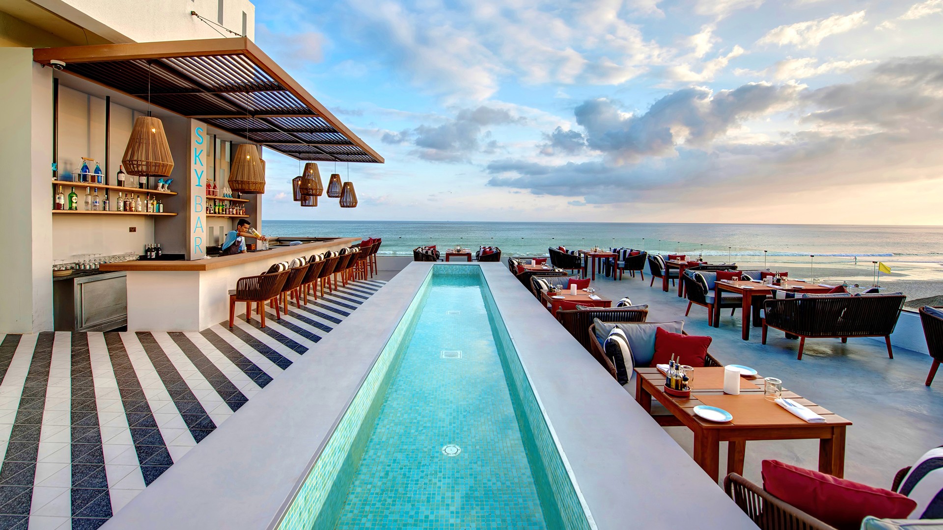 Arabian Beachfront Oasis with Seven Onsite Restaurants & Bars, Salalah ...