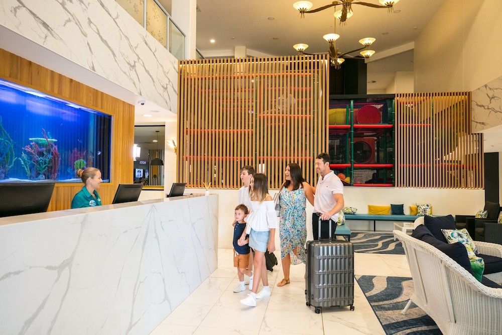 Paradise Resort Gold Coast, Surfers Paradise - Luxury Escapes AU