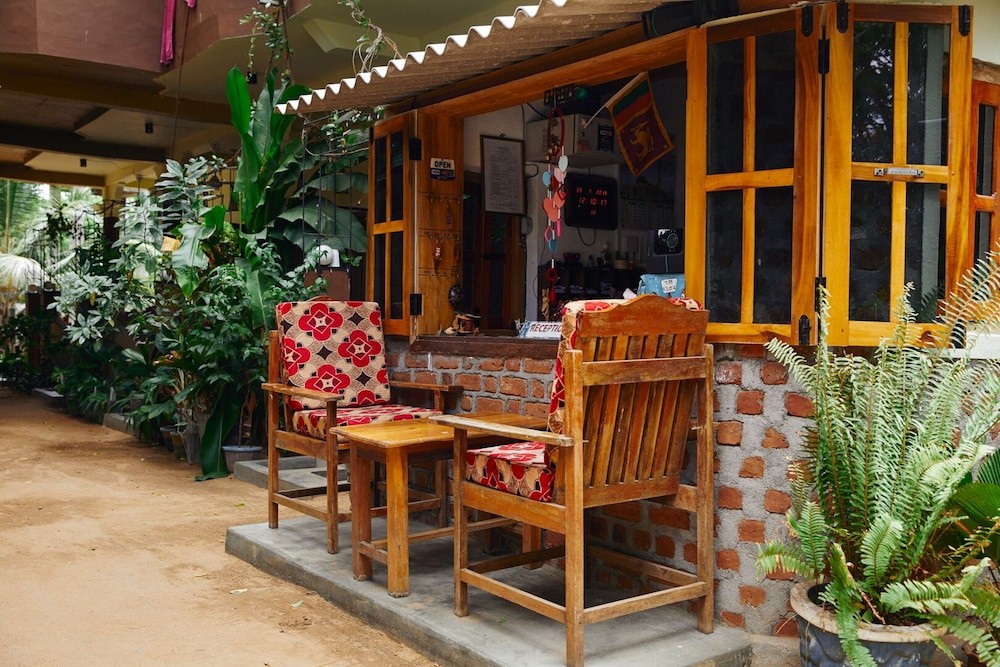 Lazy Bay, Arugam Bay - Luxury Escapes ES