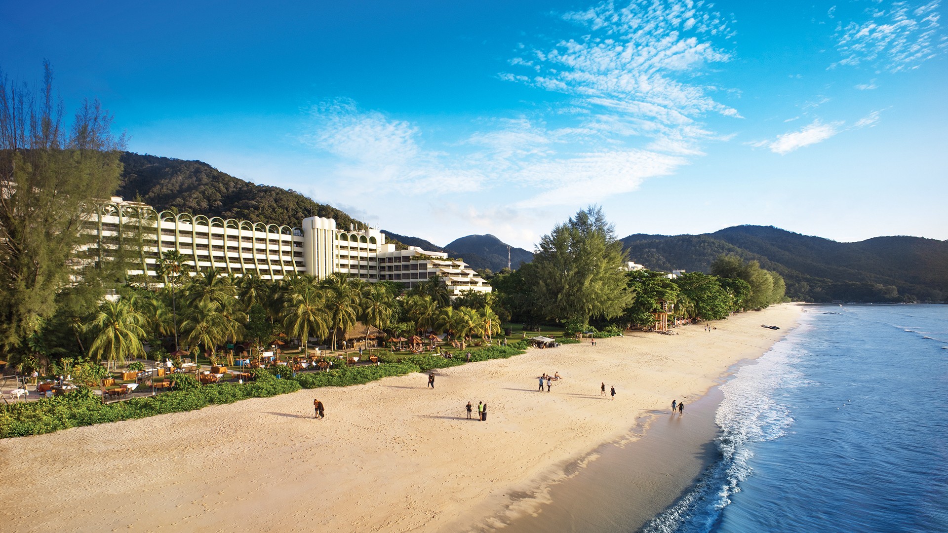 Pristine Penang Oceanfront Oasis with Three Onsite Restaurants , Penang ...