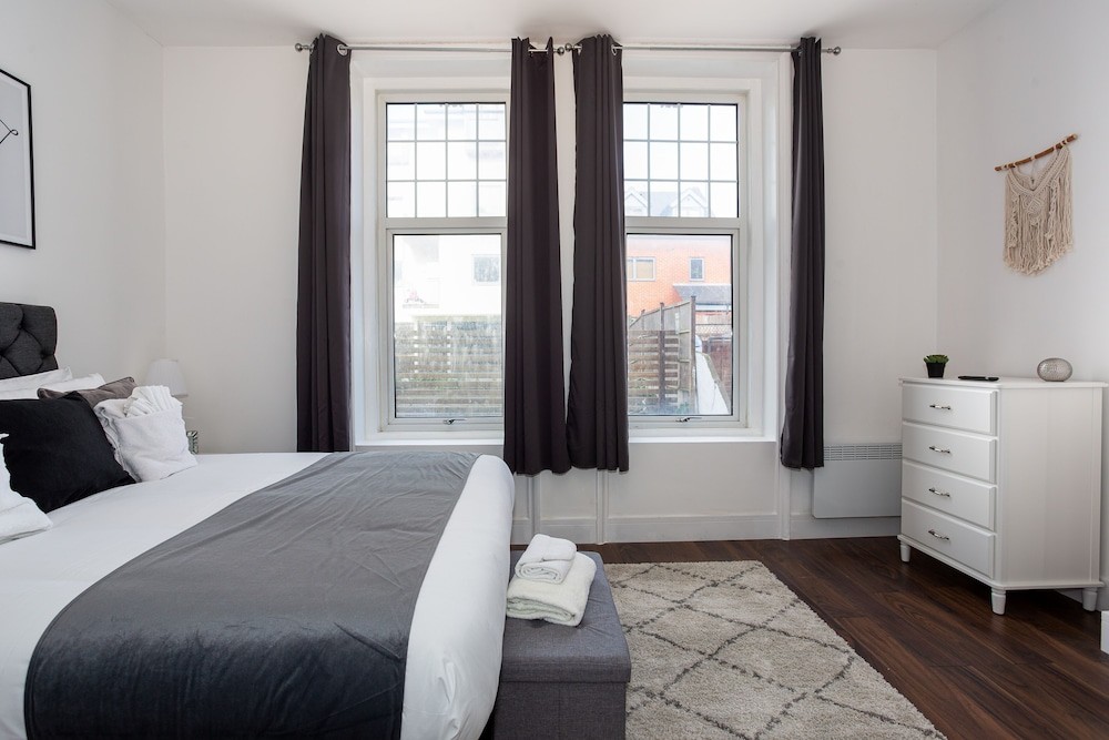 The Regency Apartments, Southend-on-Sea - TreatMe NZ