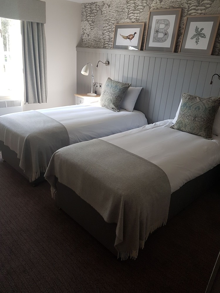 The Bluebird Inn at Samlesbury, Blackburn - Luxury Escapes GB