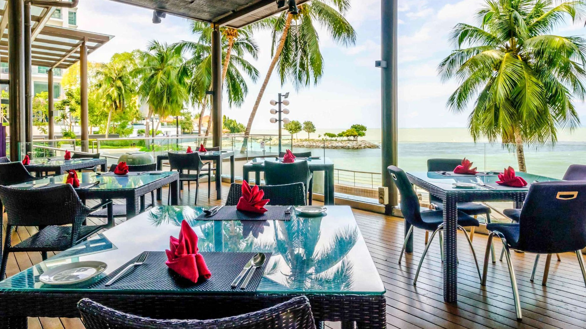 Mercure Penang Beach (Penang) - Today's 2025/26 Deal - Luxury Escapes